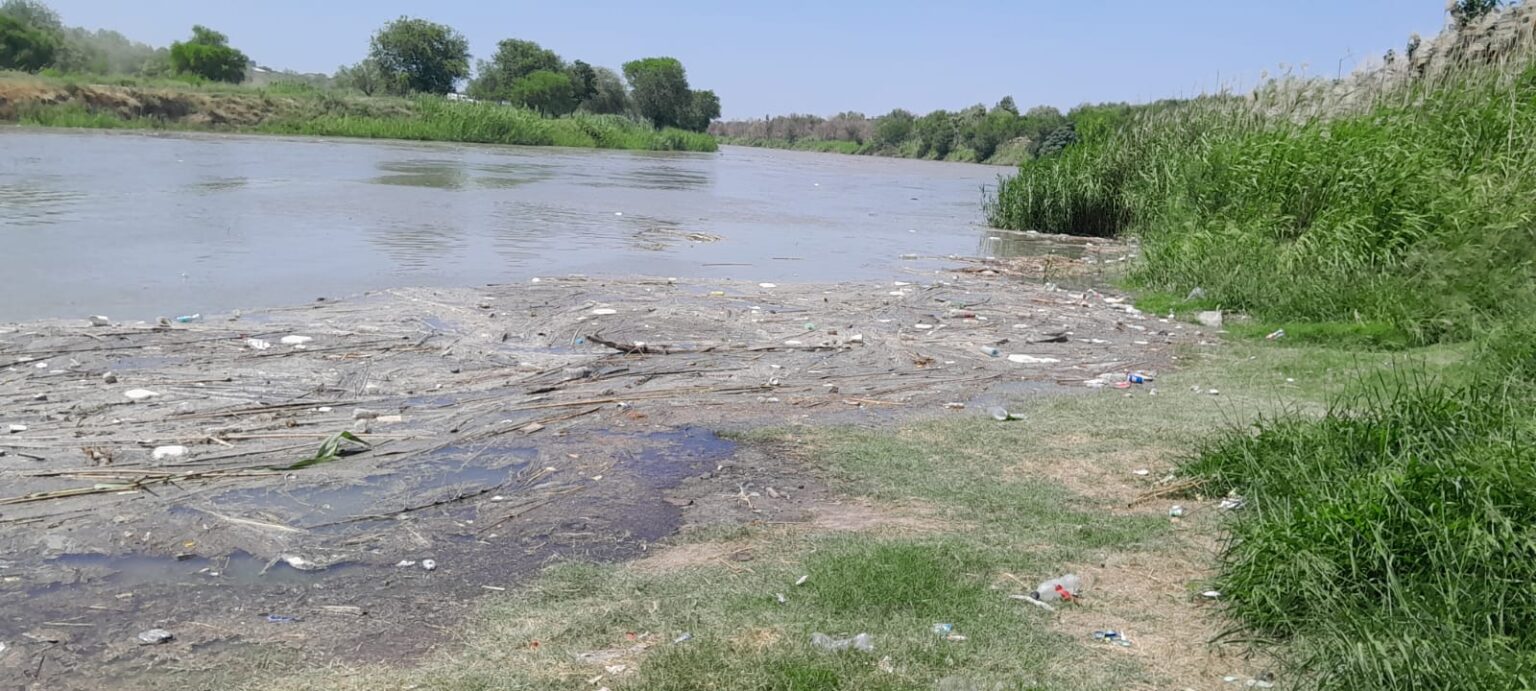 Cada hora contaminan el río Bravo un millón 296 mil litros de aguas ...